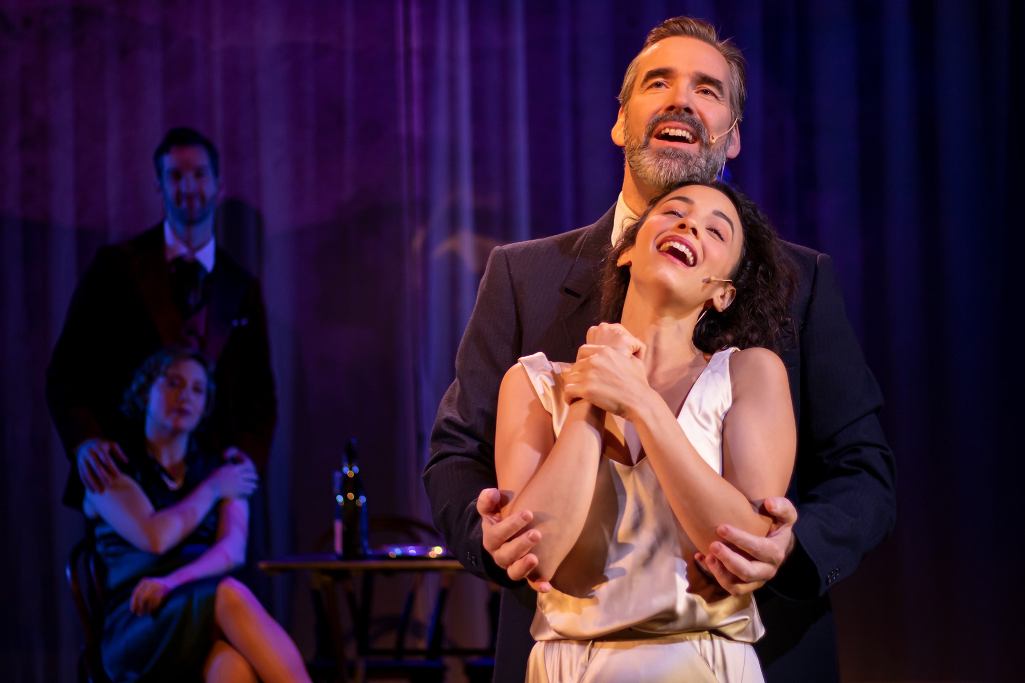 Ein Hoch auf mutige Regisseure – in diesem Fall Carsten Lepper – und ...